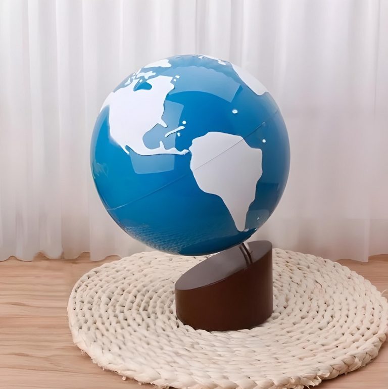 Le globe rugueux, un atelier de géographie de la pédagogie Montessori